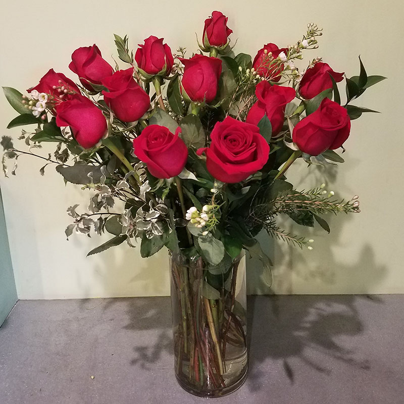 One Dozen Long Stem Red Roses – Open Air Flowers